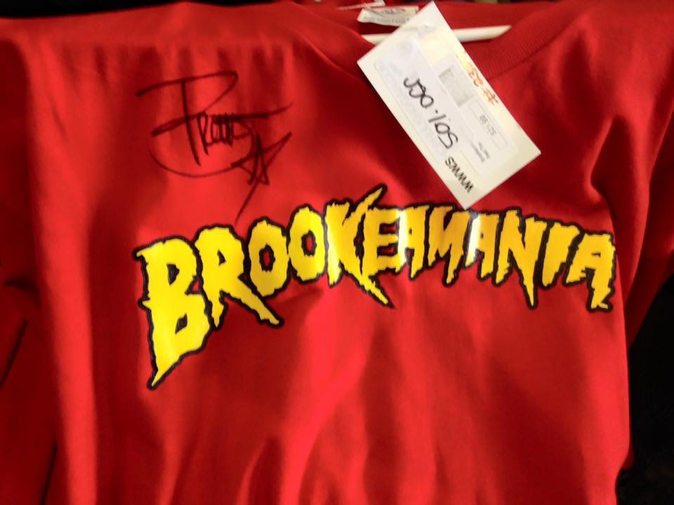 Brooke Hogan "Brookeamania" Shirt And Autographed Hulk Hogan Thunder ...