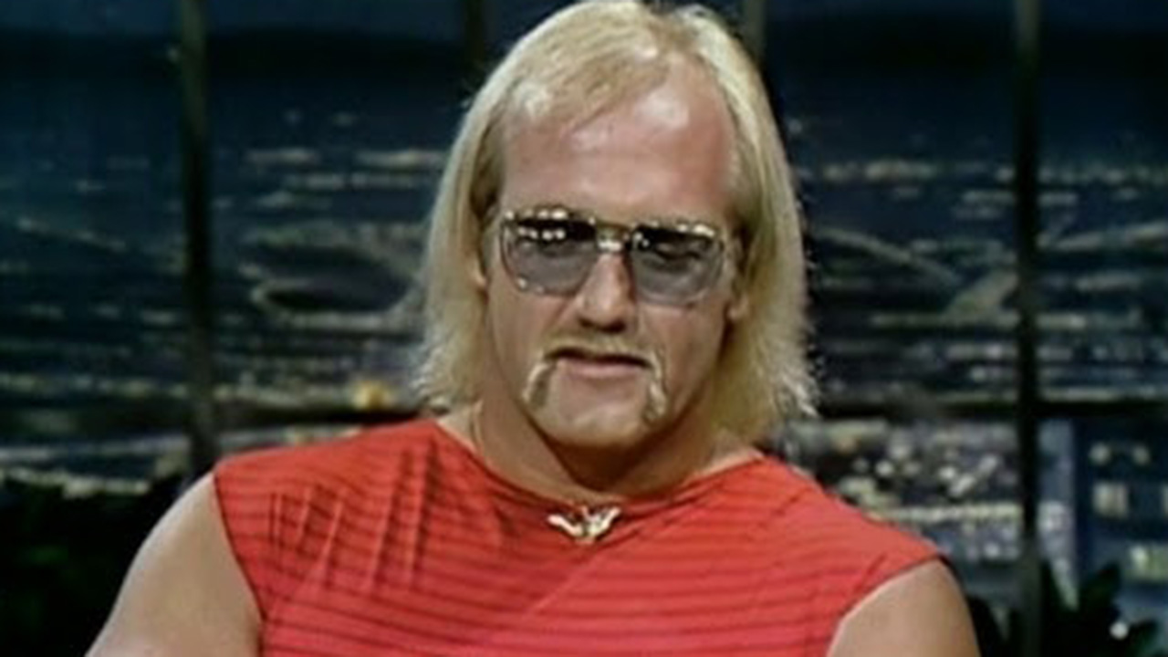A Very Young Hulk Hogan Gives Us a SQUASH Fit For a King! | WrestleCrap