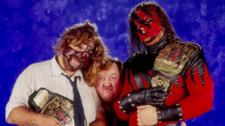 Art Is War | Monday Night Raw Reviews