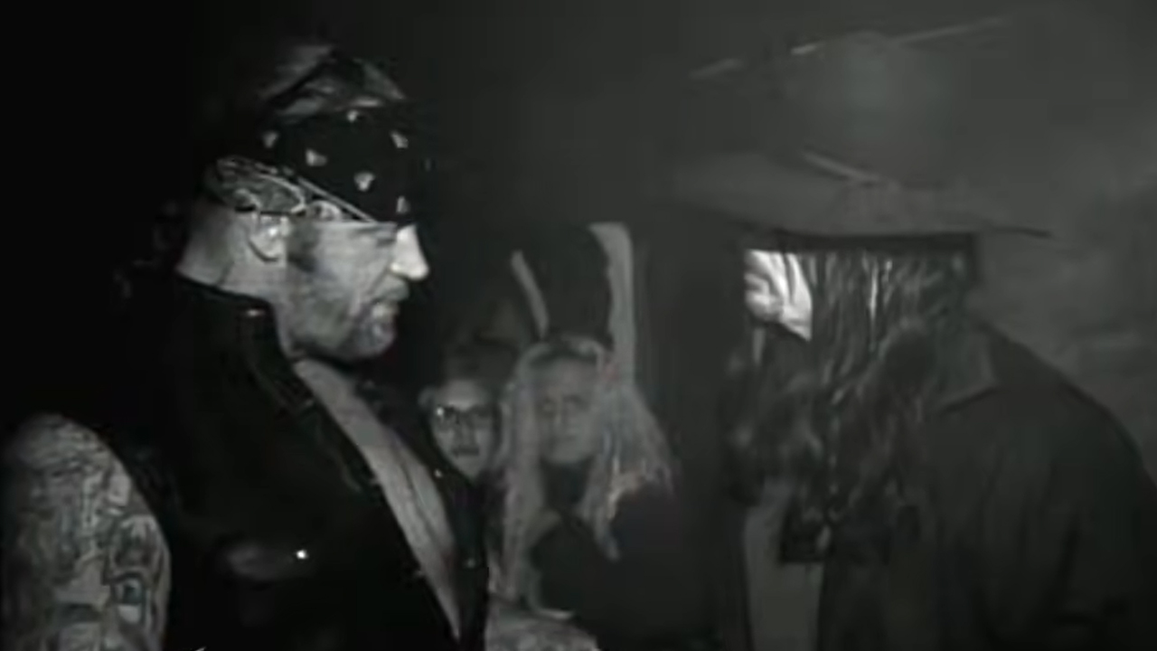 The Undertaker Tours His Haunted House | WrestleCrap